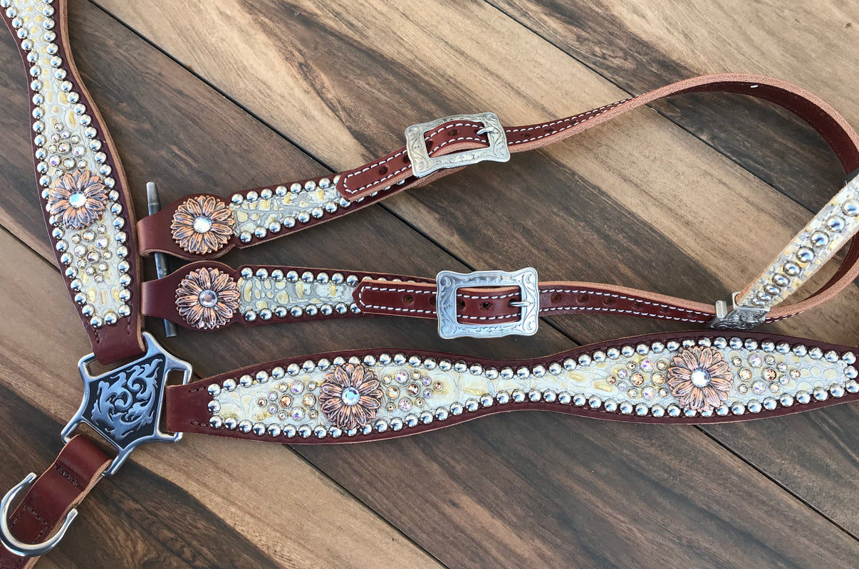 Cream Gator W/ Daisy Conchos and Silver – Rockn'Wilsons