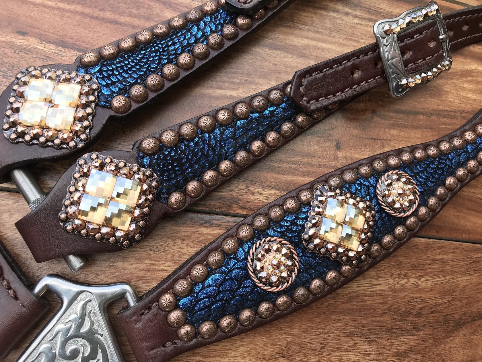 Blue Indigo Mystic Swirl with Golden Shadow Conchos – Rockn'Wilsons
